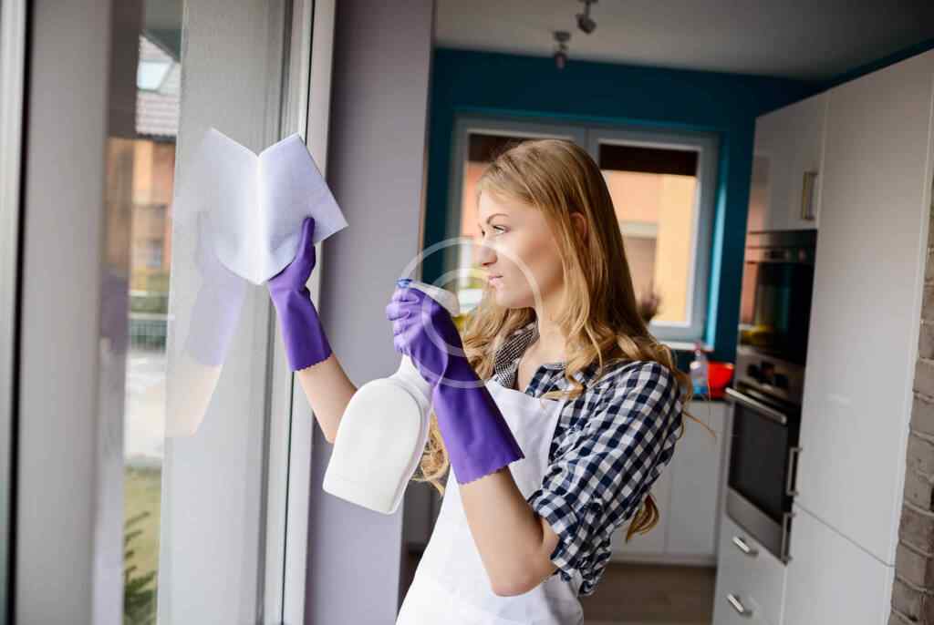 Eco-friendly window cleaning: new detergents - AH Detergents